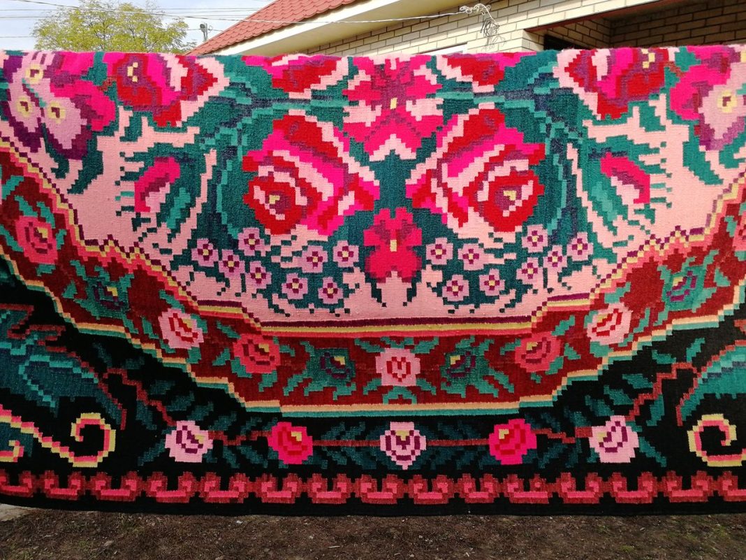 The carpet - a symbol of Moldovan folklore